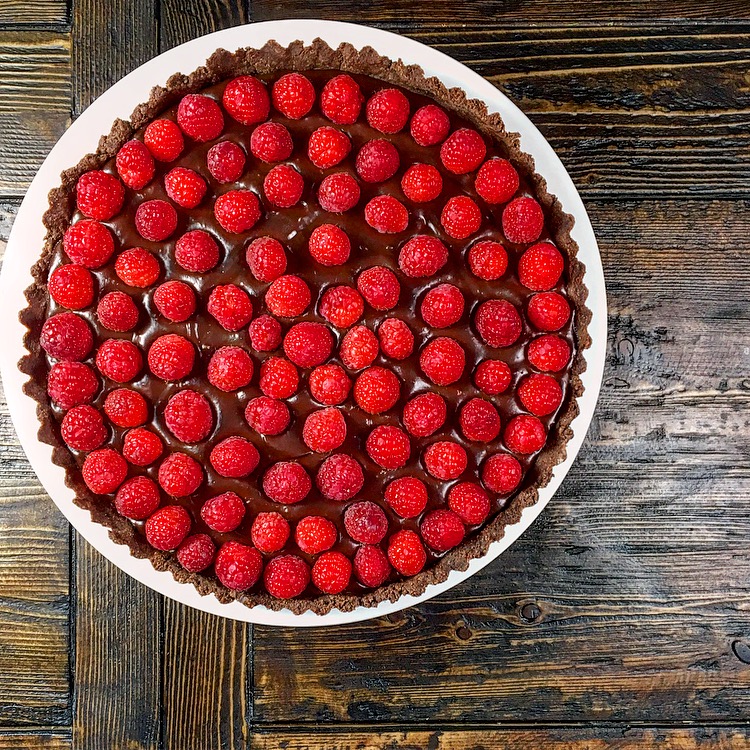 Chocolate Raspberry Truffle Tart (Gluten Free, Paleo, Vegan) | Roxana's ...